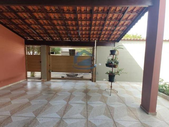 casa à venda em Jardim Tropical