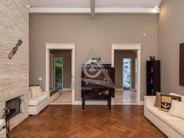 Casa à venda em Jundiaí, Portal do Caxambu, com 7 suítes, com 2500 m², Parque dos Manacás