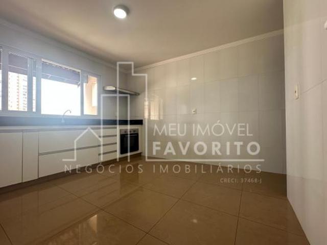 Casa à Venda em Jundiaí Próxima à Av. Nove de Julho e Shopping Jundiaí