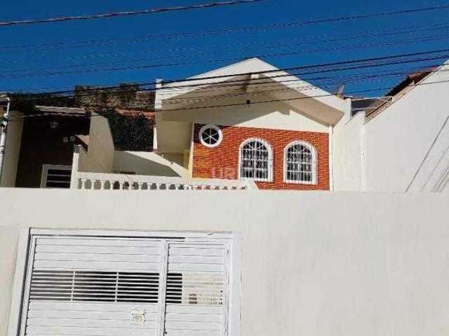 Casa à Venda em Jundiaí – SP | Excelente Oportunidade com Quintal Amplo e Edícula