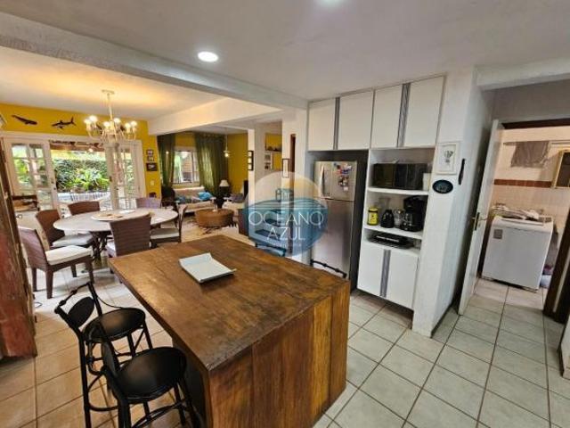 Casa a venda em Juquehy av. mãe bernarda, c/3 dorm  1 suíte, churrasqueira priv. 2 vagas, piscina