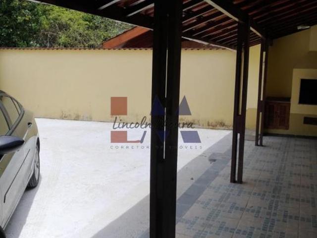 Casa a venda em Juquehy próxima a praia