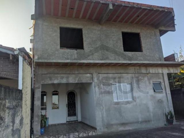Casa à venda em Juquitiba/SP  Casa em Juquitiba