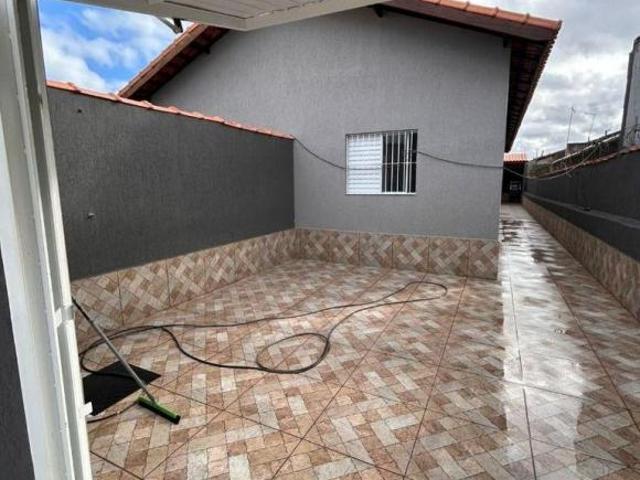 Casa à Venda em Jussara, Mongaguá SP