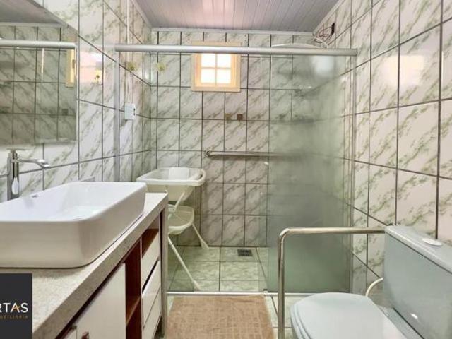 Casa à venda em Olaria