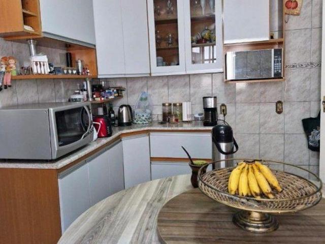 Casa à venda em Olaria