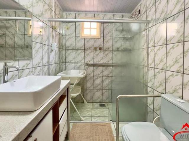 Casa à venda em Olaria