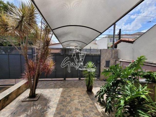 Casa com 5 dormitorios sendo 1 suite no Bairro Olimpico