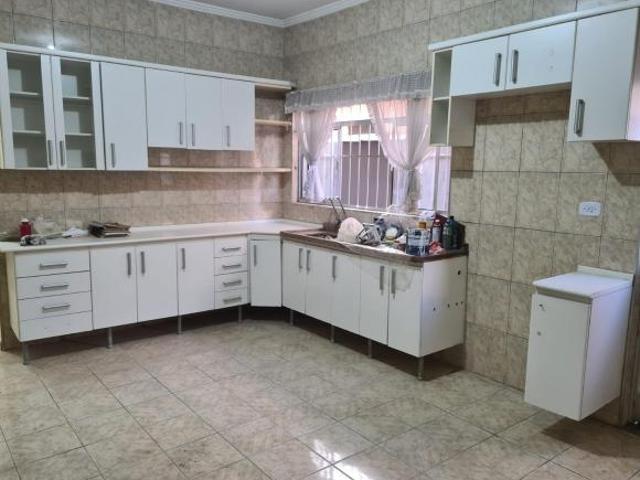 Casa á venda em Osasco no Jardim Elvira com 180 m² 3 dorm com 1 suíte e 2 vagas