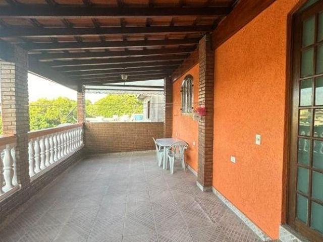 Casa à venda em Osasco SP, bairro Ayrosa: 3 quartos, 2 salas, 3 banheiros, 2 vagas de garagem, 170m²