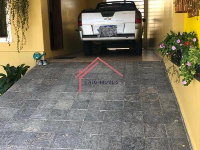 Casa à venda em Osasco SP: Sobrado de 3 quartos no Jardim das Flores Espaçoso e Aconchegante! Venh