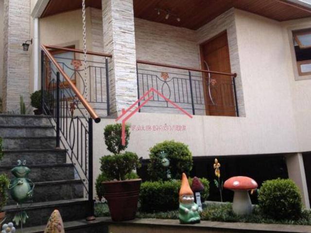 Casa à venda em Osasco SP, 4 quartos, 4 suítes, 3 salas, 5 banheiros, 5 vagas, 360m²