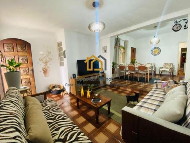 Casa à Venda em Osasco, 184m², 3 Dormitórios, 2 Vagas, Ambientes Amplos e Ótima Localização