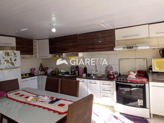 Casa à venda em ótima localização na VILA PIONEIRO, TOLEDO PR