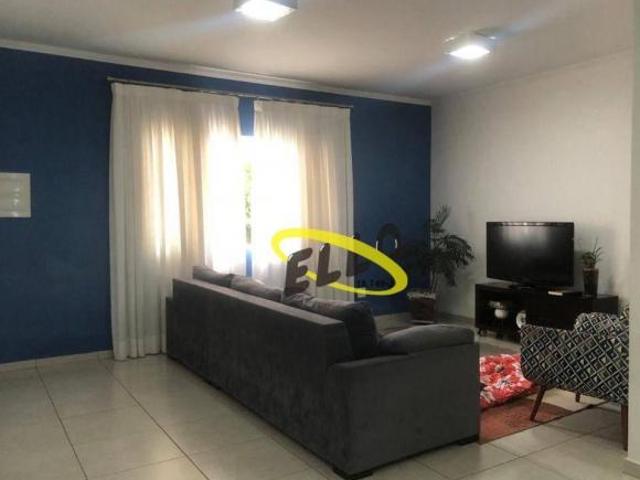 Casa a venda em Outeiro de Passárgada Cotia/SP