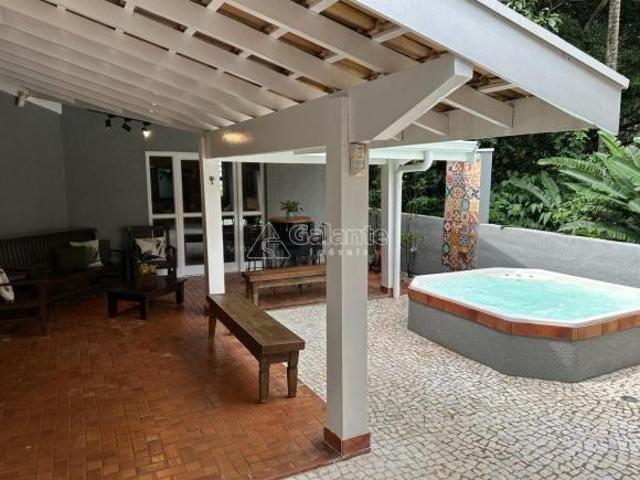 casa à venda em Loteamento Caminhos de São Conrado Sousas