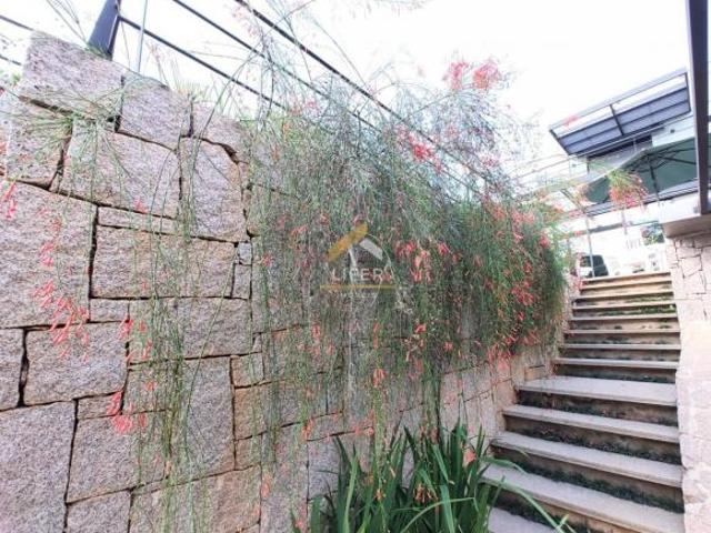 casa à venda em Loteamento Caminhos de São Conrado Sousas