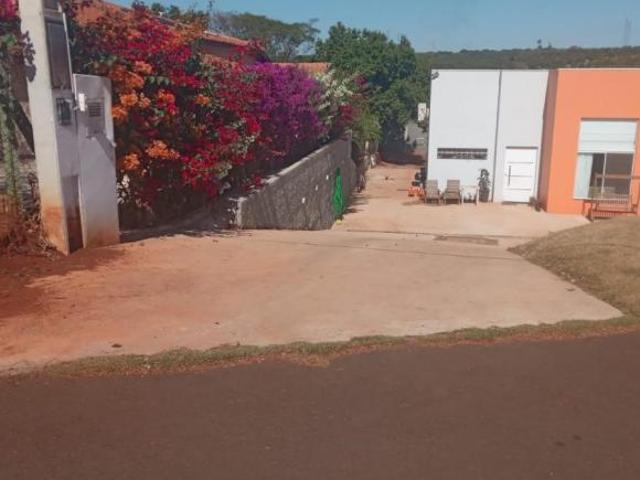 CASA A VENDA EM LOTEAMENTO FECHADO