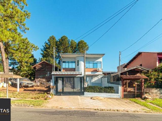 Casa à venda em Lomba do Pinheiro