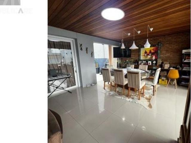 Casa à venda em Lomba do Pinheiro