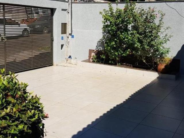 Casa à venda em Londrina, Conjunto Habitacional Milton Gavetti, com 3 quartos, com 110 m²