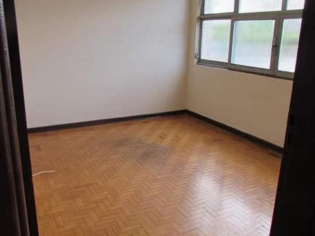 Casa à venda em Londrina, Aparecida, com 3 quartos, com 211.44 m²