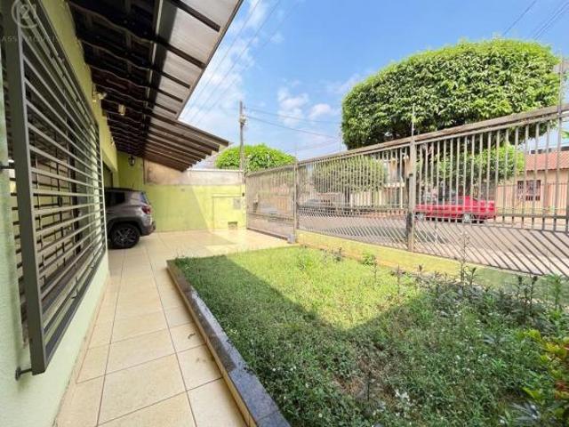 Casa à venda em Londrina, Gávea, com 3 quartos, com 177.4 m²