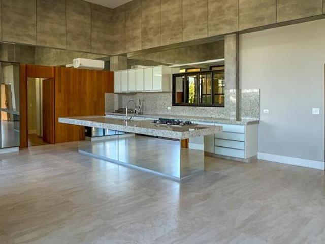 Casa à venda em Londrina, Gleba Simon Frazer, com 3 quartos, com 207 m², Parque Tauá Aranguá