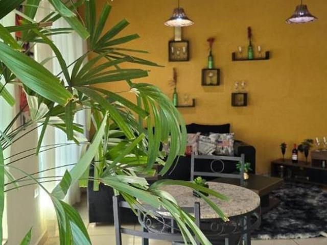 Casa à venda em Londrina, Jardim Barra Forrest, com 2 quartos, com 120 m²