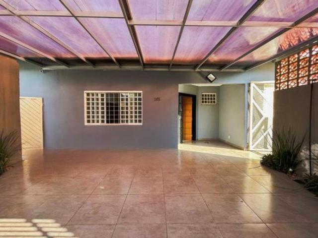 Casa à venda em Londrina, Jardim San Diego, com 4 quartos, com 221 m²