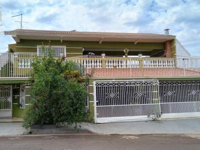 Casa à venda em Londrina, Jardim Vale Azul, com 7 quartos, com 275 m²