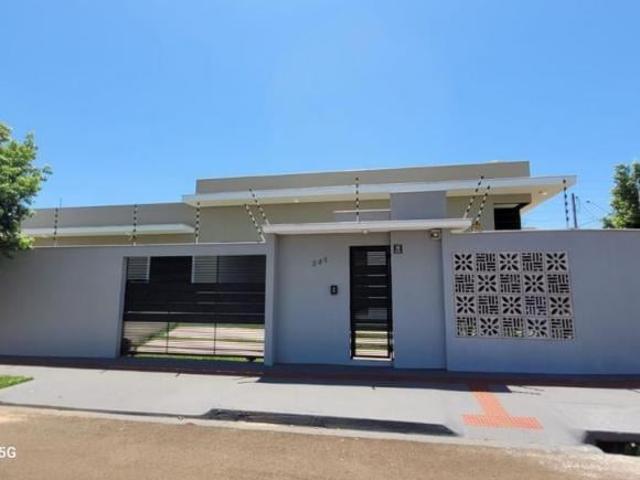 Casa à venda em Londrina, Loteamento Chamonix, com 3 quartos, com 153.75 m²