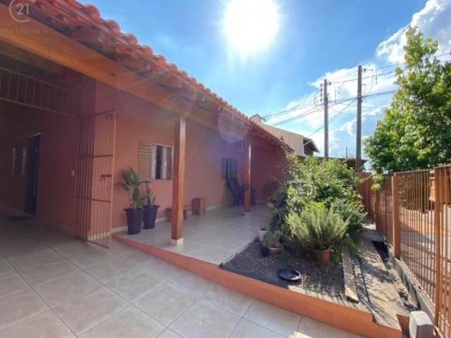 Casa à venda em Londrina, Parque Residencial João Piza, com 3 quartos, com 102.19 m²