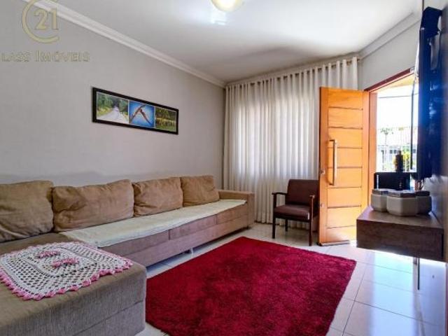 Casa à venda em Londrina, Pinheiros, com 3 quartos, com 136.67 m²