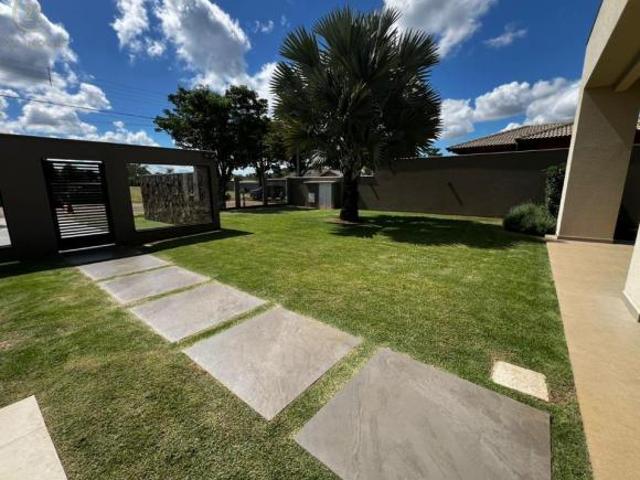 Casa à venda em Londrina, Recanto do Salto, com 5 suítes, com 512 m², Estância Bom Tempo