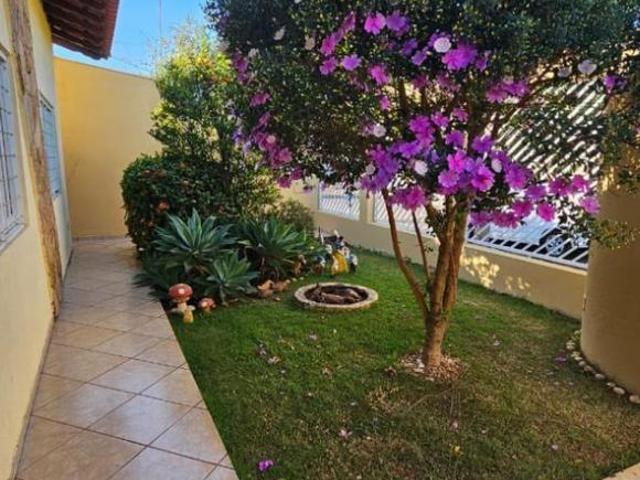 Casa à venda em Londrina, Vila Casoni, com 3 quartos, com 186 m²