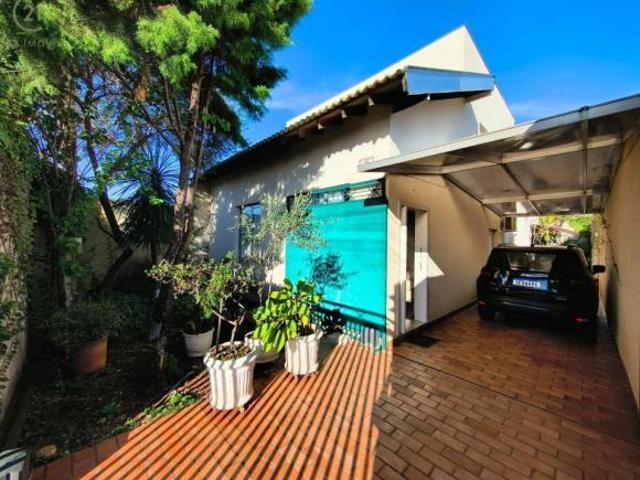 Casa à venda em Londrina, Vila Casoni, com 4 quartos, com 179 m²