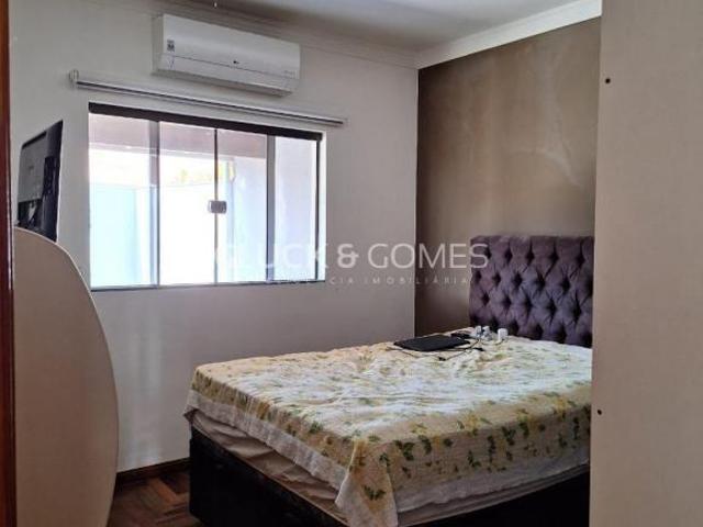 Casa à venda em Londrina/PR