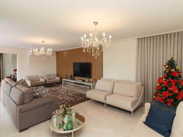 Casa à venda em Londrina/PR