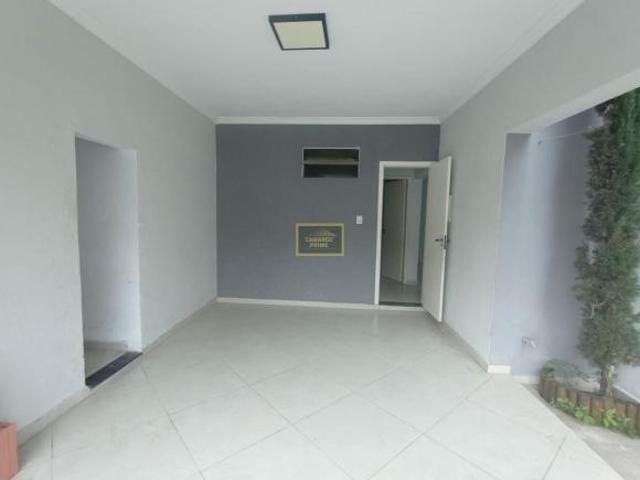 Casa à Venda em Lorena