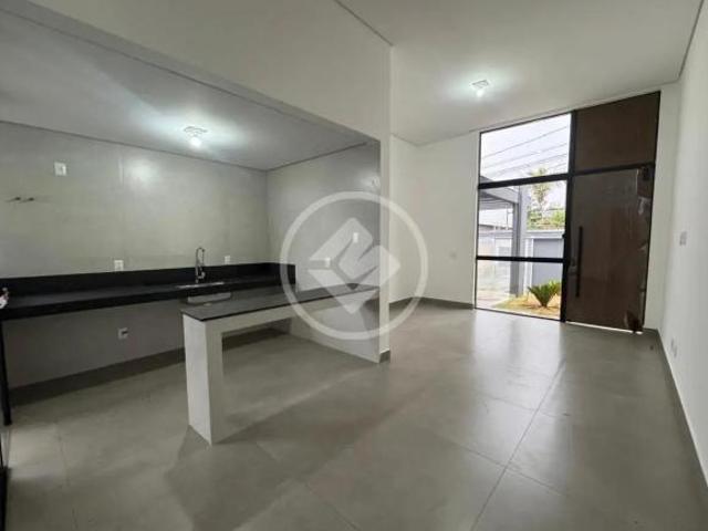 CASA A VENDA EM LAGOA SANTA 3 QUARTOS COM SUÍTE NA SAIDA DA CIDADE / MY BROKER