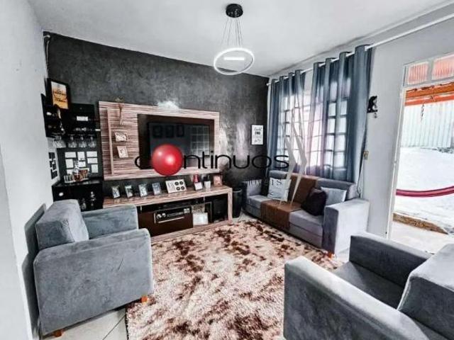Casa à venda em Lagoa Santa MG, no bairro Aeronautas: 2 quartos, 1 sala, 1 banheiro, 4 vagas de gara
