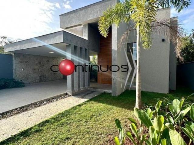 Casa à venda em Lagoa Santa MG, Redenção: 3 quartos, 1 suíte, 2 salas, 3 banheiros, 4 vagas, 153m²!