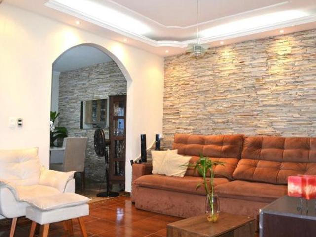 Casa à venda em Lagoinha Leblon Venda Nova
