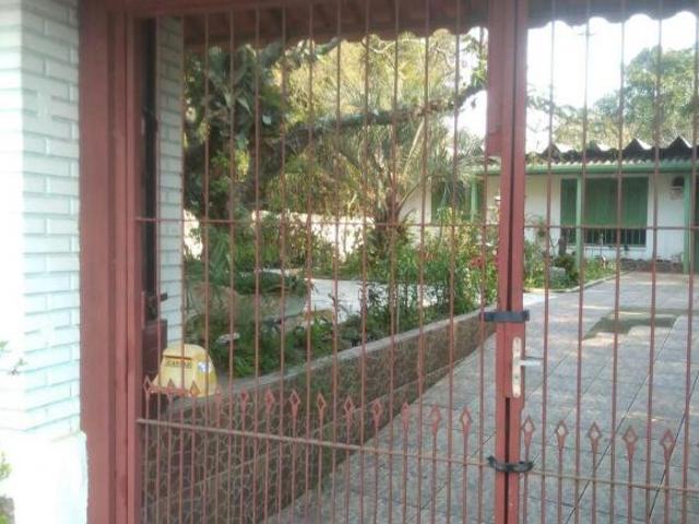 Casa à venda em Lami com 120 m², 2 quartos, 4 vagas