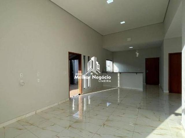 Casa à venda em Limeira, Jardim Adélia Cavicchia Grotta, com 2 quartos, com 88 m²