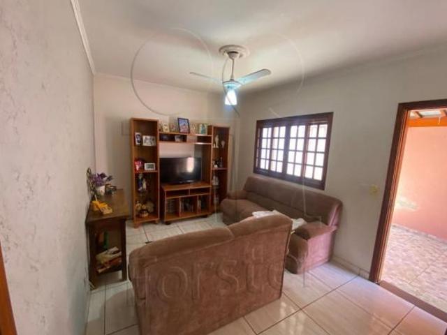 Casa à venda em Limeira SP, Jardim São Paulo: 3 quartos, 1 suíte, 2 salas, 2 banheiros, 2 vagas, 208