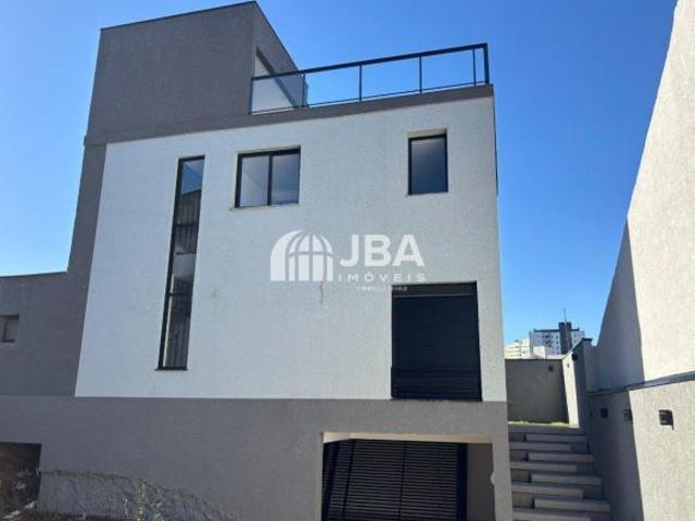 Casa à venda em Lindóia