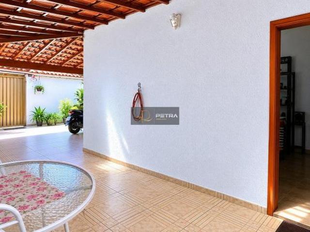 Casa à venda em Lúcio de Abreu