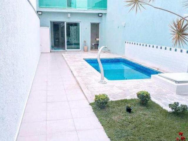 Casa a Venda em Mogi Vila Oliveira 4 Suítes 300m²